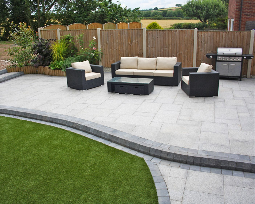 Four Different kinds Of Garden Paving Materials